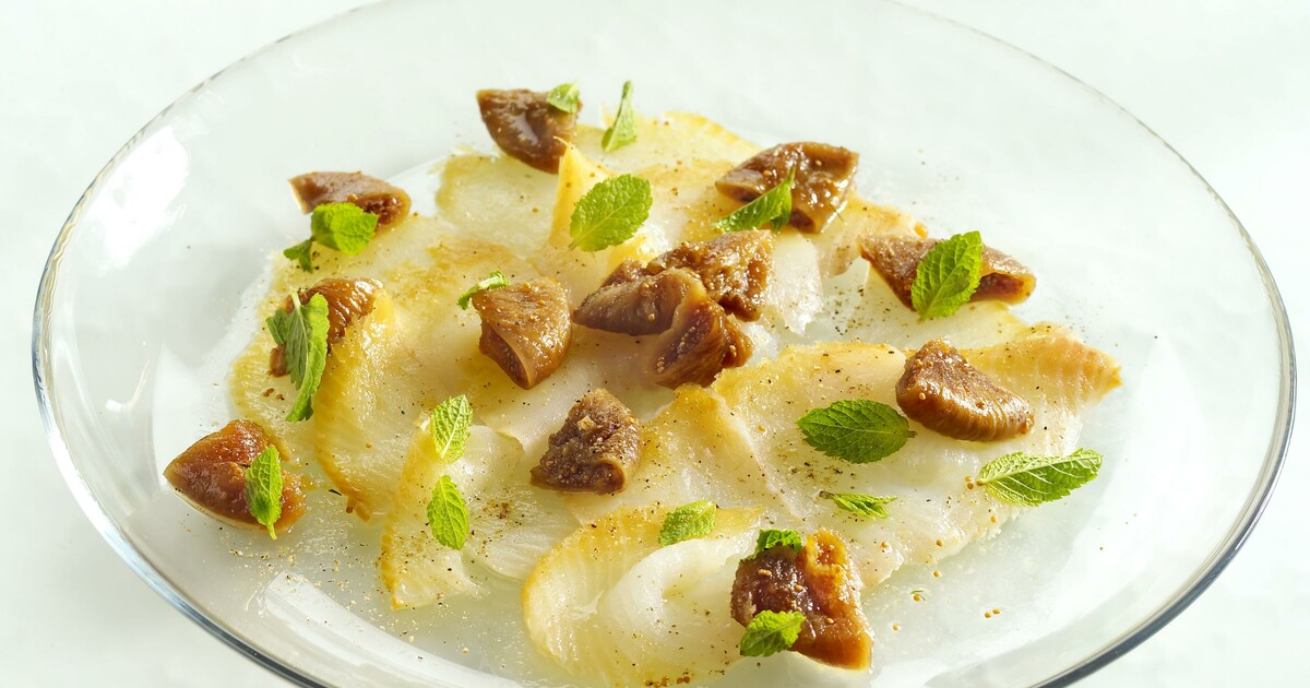 Carpaccio van gerookte heilbot met vijgen | Visrecepten.nl