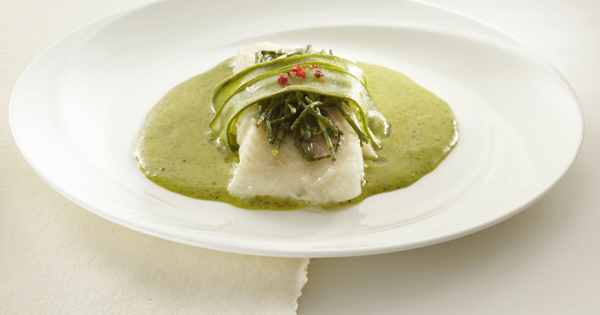 Gestoomde heilbotfilet met basilicumsaus | Visrecepten.nl